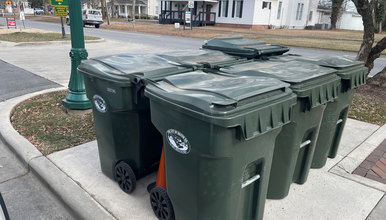 City Code Notes - Pulling Your Garbage Cans Back From The Curb | Dalton, GA
